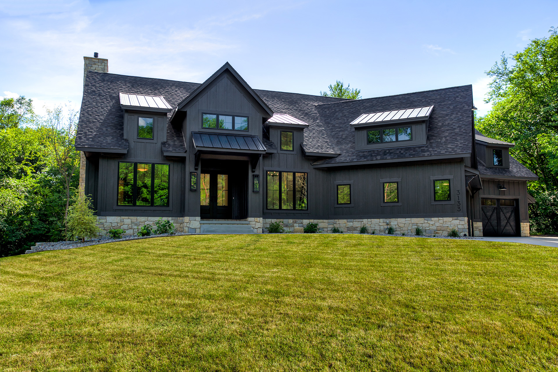 Iowa Farmhouse The Modern Farmhouse New Home In Eldridge, IA