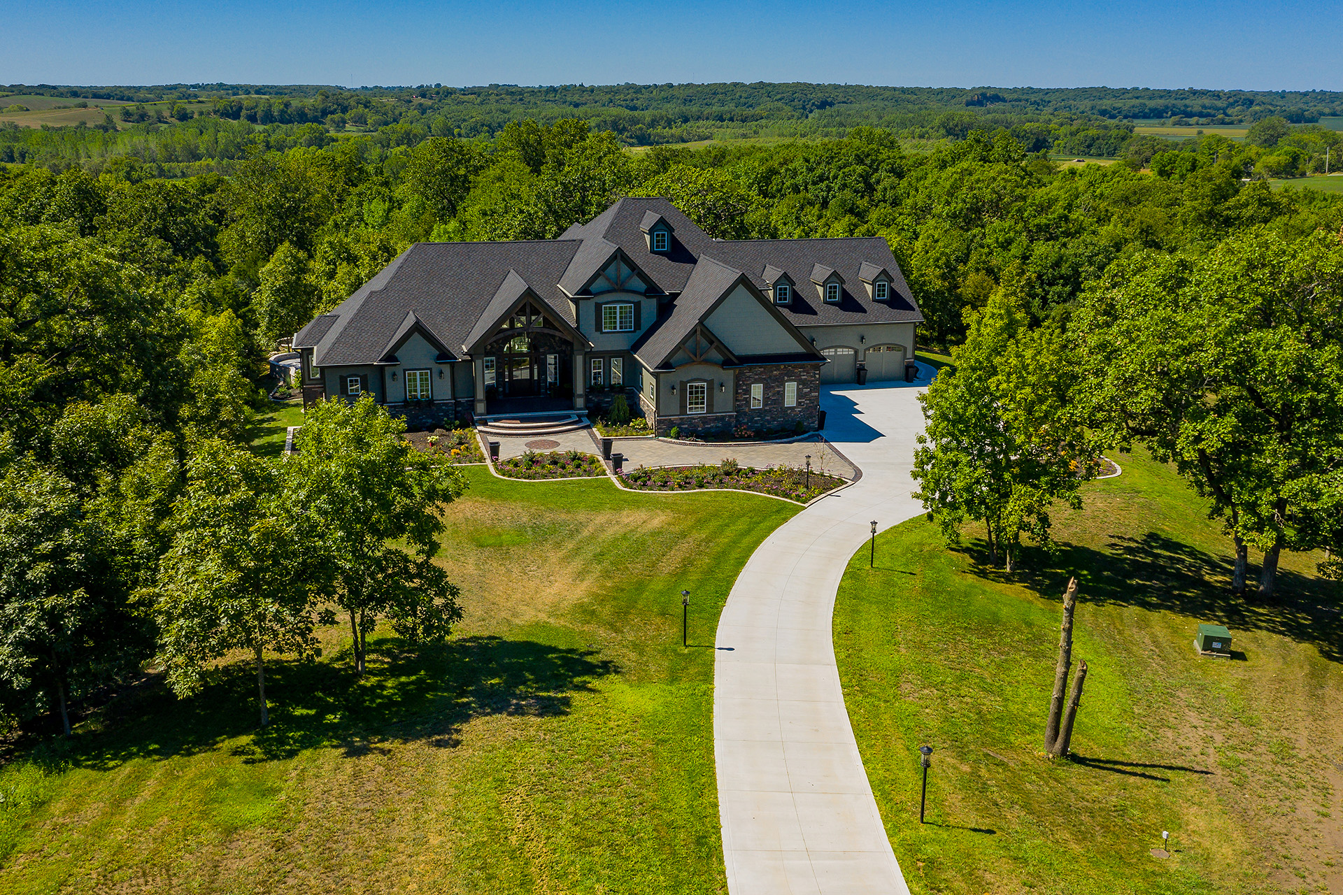 Luxury French Estate | Adel, IA | New Home Gallery | Strahan Construction
